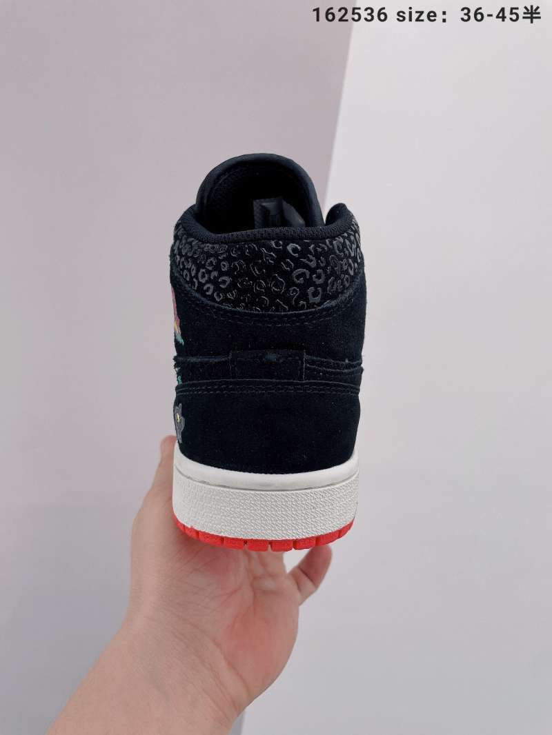 Jual Nike Air Jordan 1 Mid Se Medium Top Red Bean Milk Tea Aj1 Jordan 1 ...