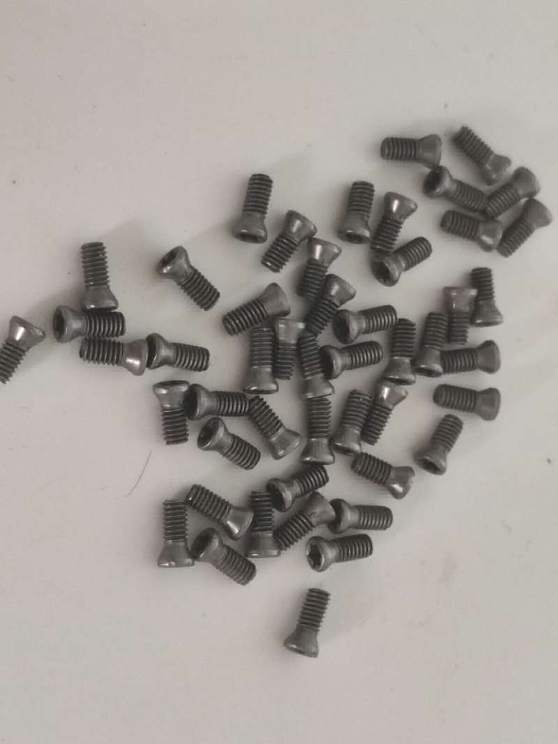 Jual Baut Holder bubut miling baut insert baut bintang M2 , M2.5 sampai ...