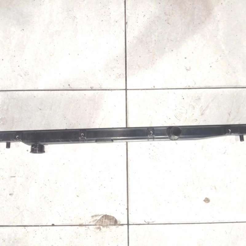 Jual Upper Tank Radiator- Cover Atas Radiator Honda Mobilio Original Di ...