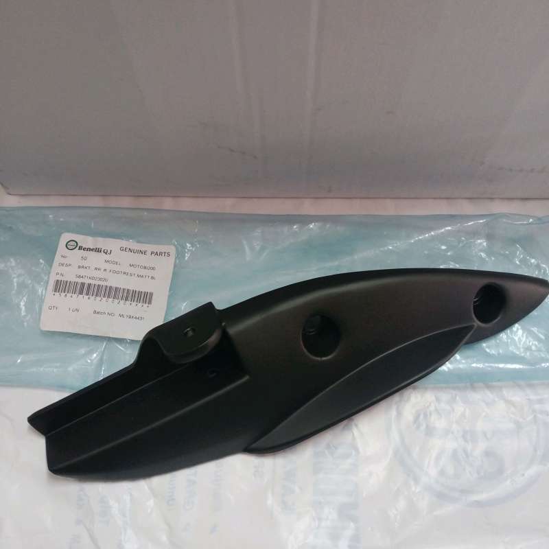 Jual SPAREPART BENELLI BRACKET FOOTREST REAR RH MATE BLACK MOTOBI 200 ...