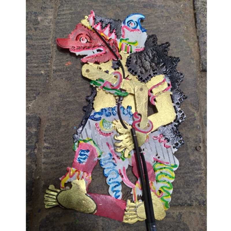 Wayang Kulit Raksasa