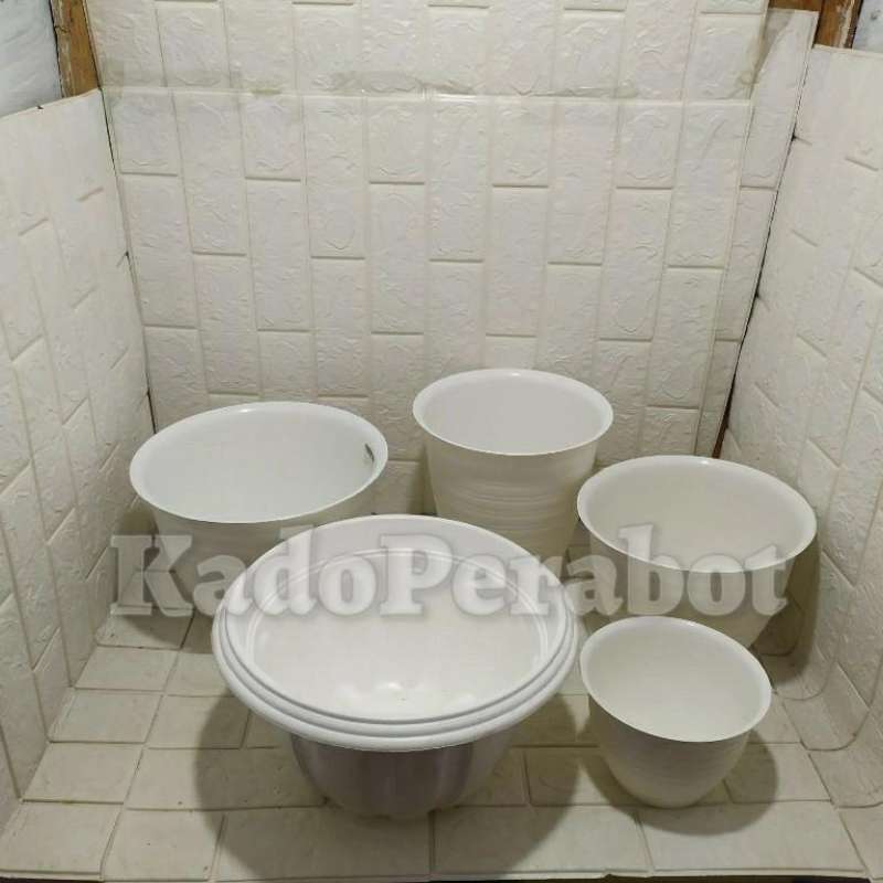 Jual pot putih lebah tabitha 35 - pot tanaman putih - pot bunga warna ...