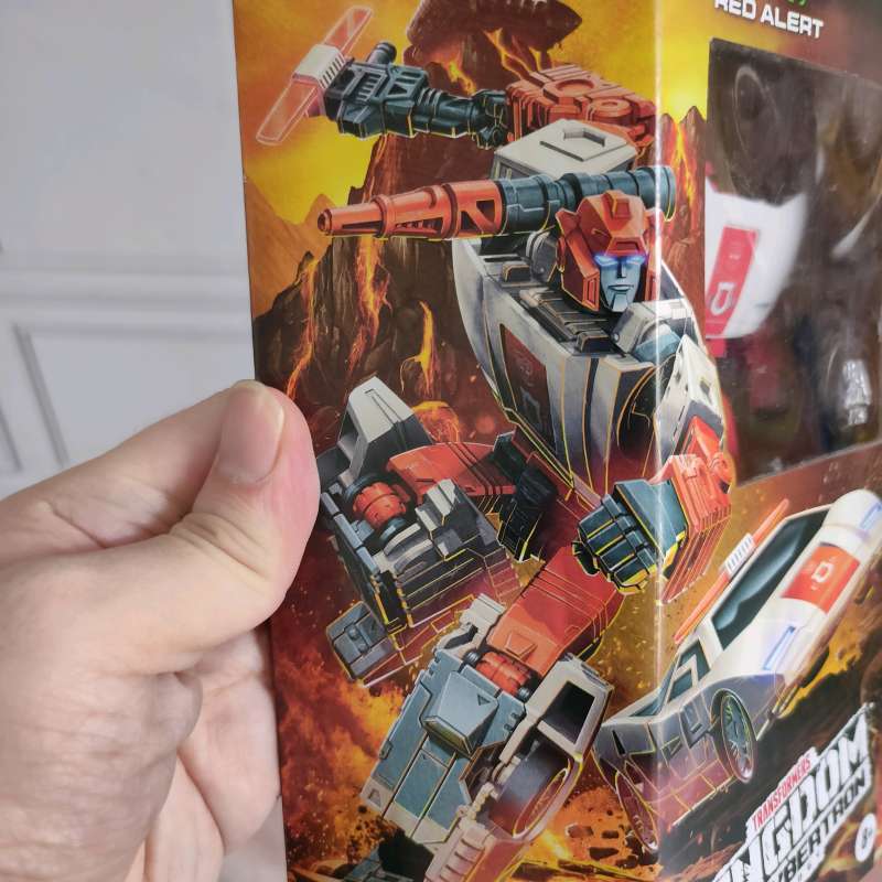 Jual Transformers Wfc Kingdom Deluxe Red Alert Exclusive Di Seller Fun ...