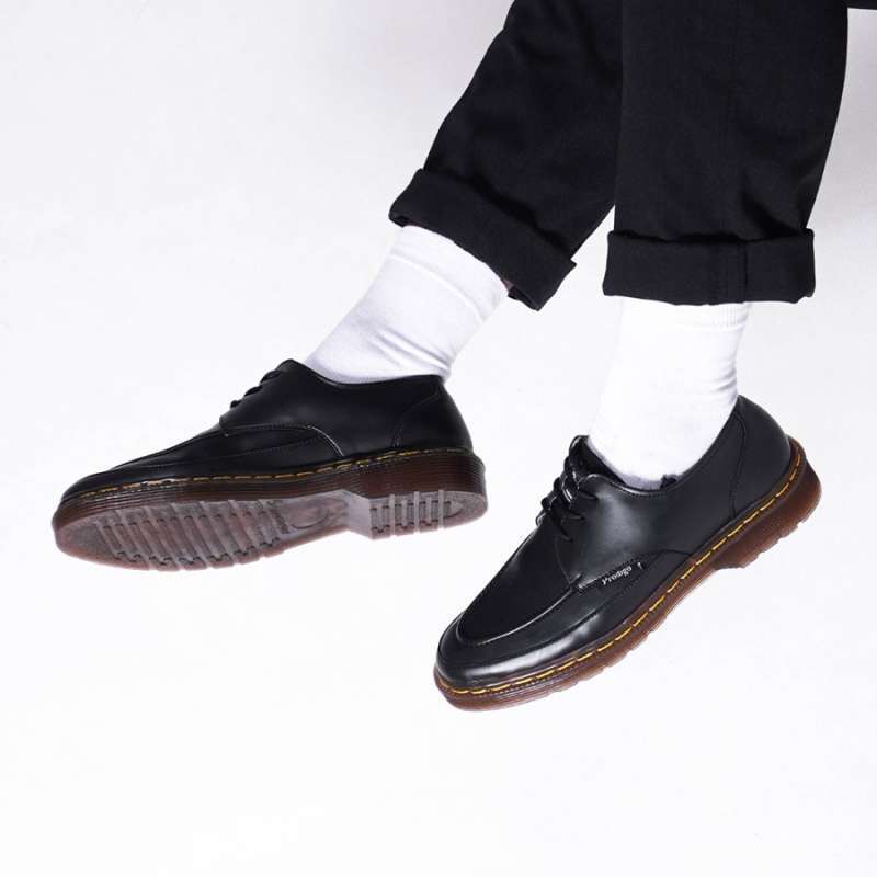 Promo Prodigo * Sepatu Pria Mahakam Hitam | Sepatu Low Boots | Sepatu ...