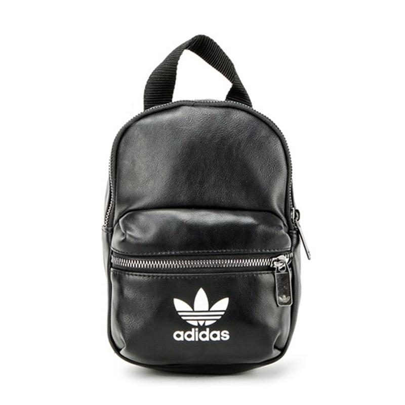 Jual adidas Prestige Mini Detail Adidas Iconic Logo Backpack Wanita di ...