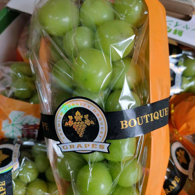 Jual Buah Anggur Hijau Shine Muscat 1 pack plastik Halal di Seller ...