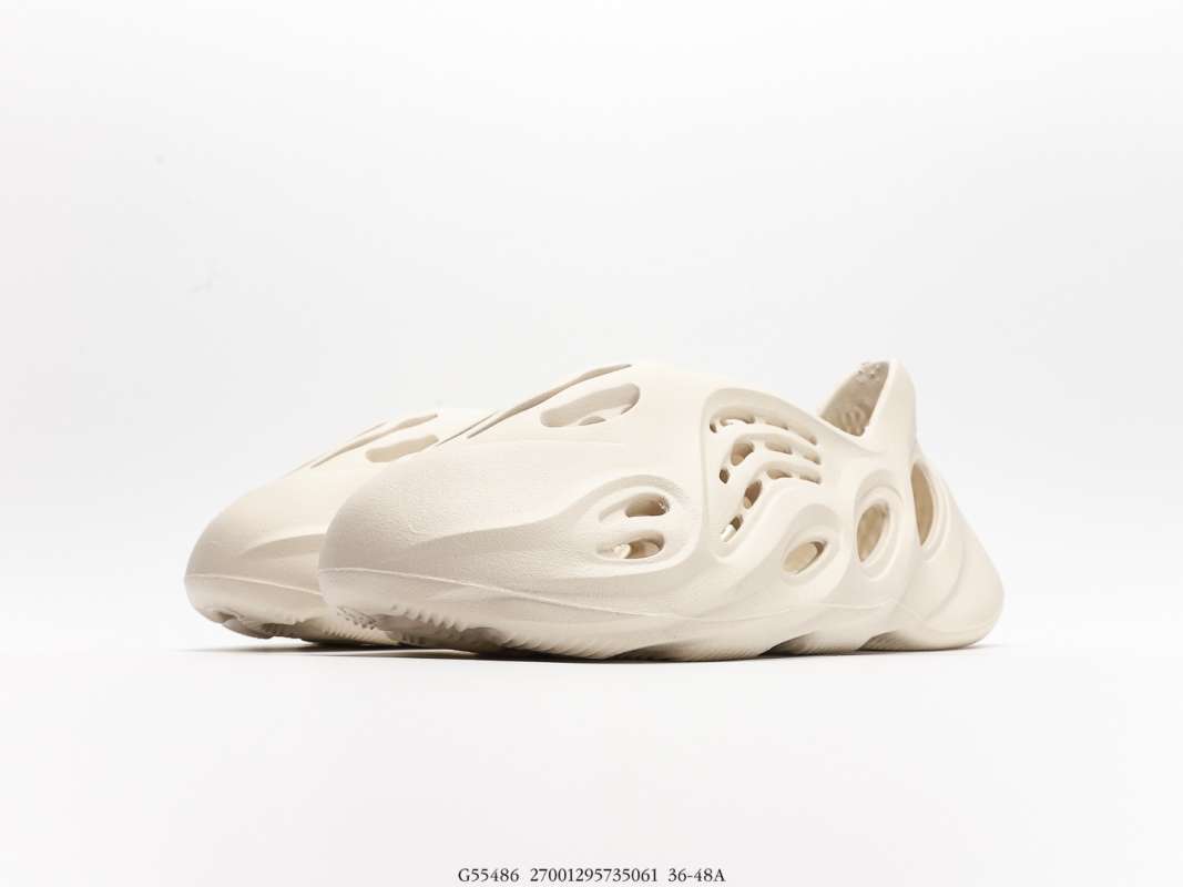 Jual Adidas Yeezy Foam Runne Lubang Sepatu Sandal01 Di Seller Yiwang ...