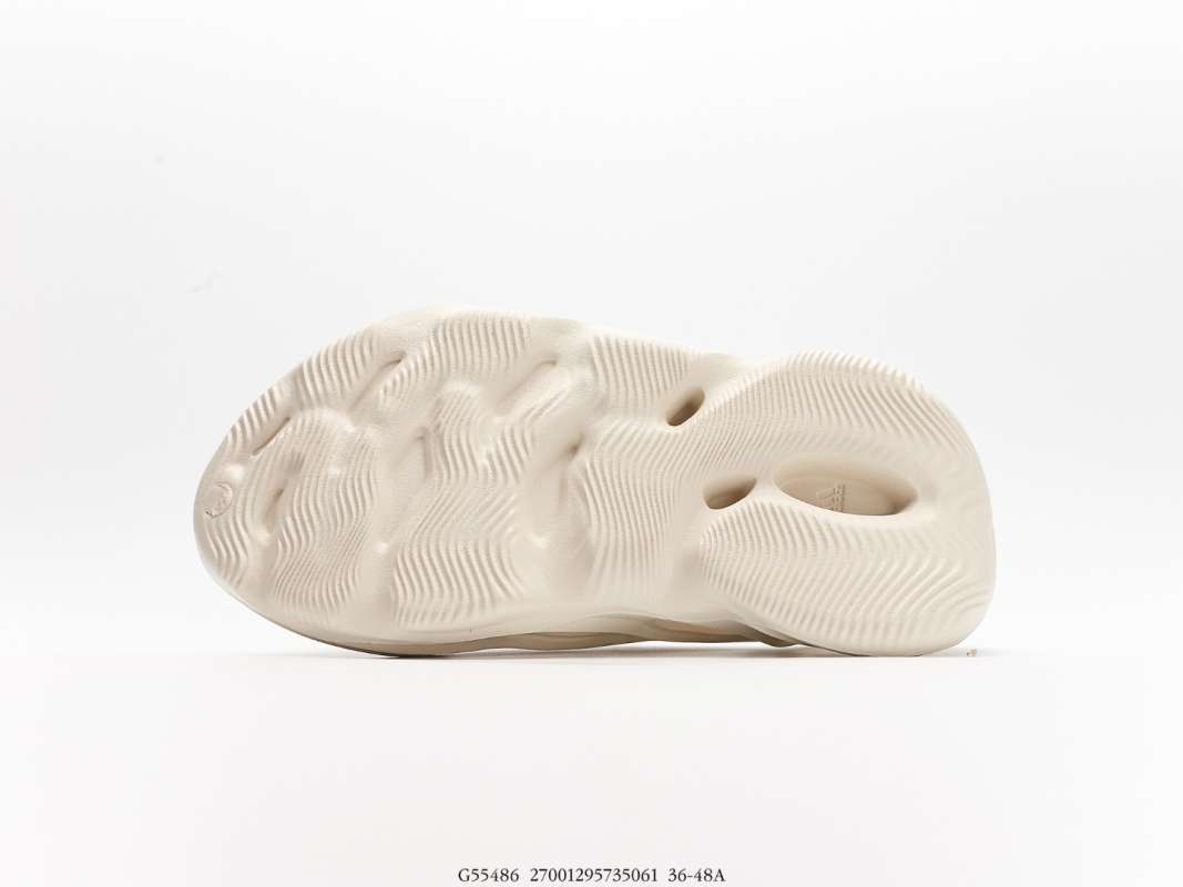 Jual Adidas Yeezy Foam Runne Lubang Sepatu Sandal01 Di Seller Yiwang ...
