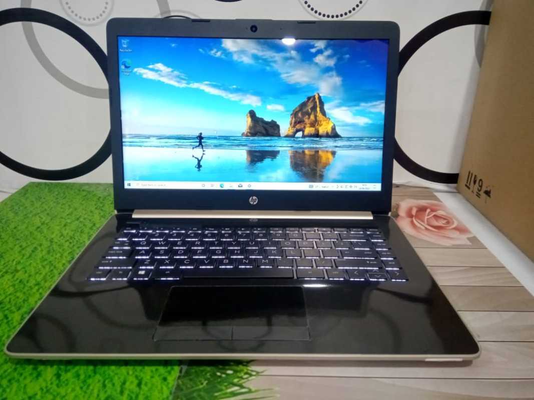 Jual Laptop Hp 14cm009 | Amd E2-9000 Ram 4gb Hdd 500gb Win 10 Lcd 14 ...