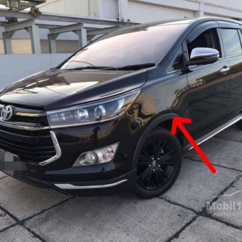 Jual Over fender/spoiler fender depan innova reborn venturer..original ...