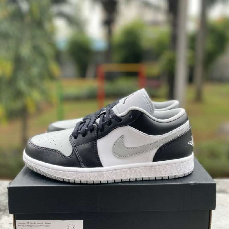 Promo Nike Air Jordan 1 Low Shadow GS Diskon 1% di Seller sneakers ...
