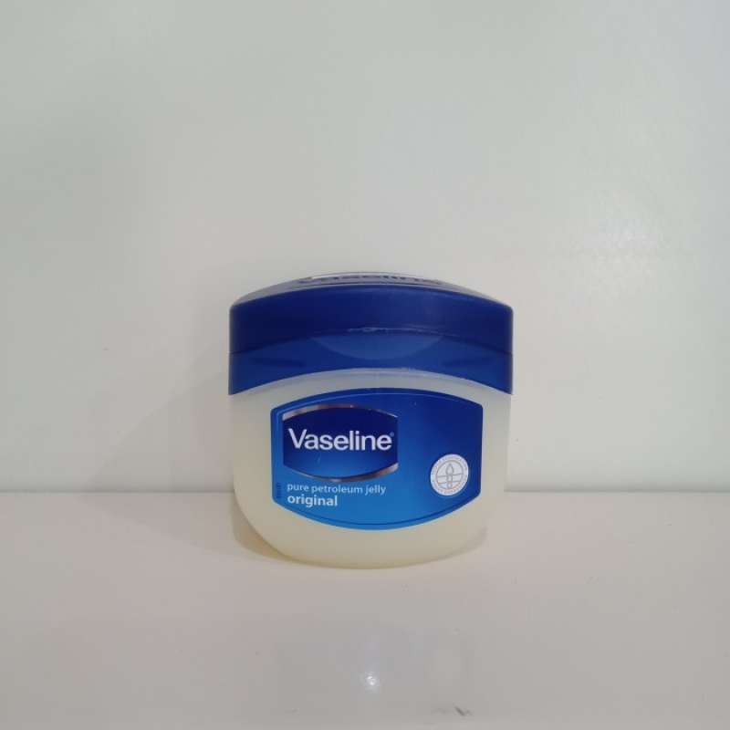Jual Vaseline Pure Petroleum Jelly Original 100 ml - Multivariasi ...