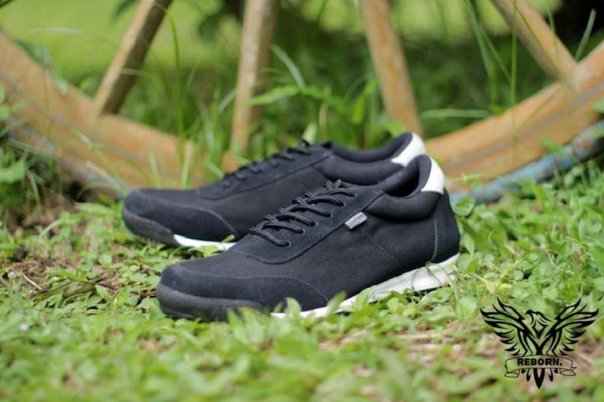Jual SEPATU SNEAKERS REBORN BEGONIA BLACK SOL WHITE ORIGINAL FOOTWEAR ...