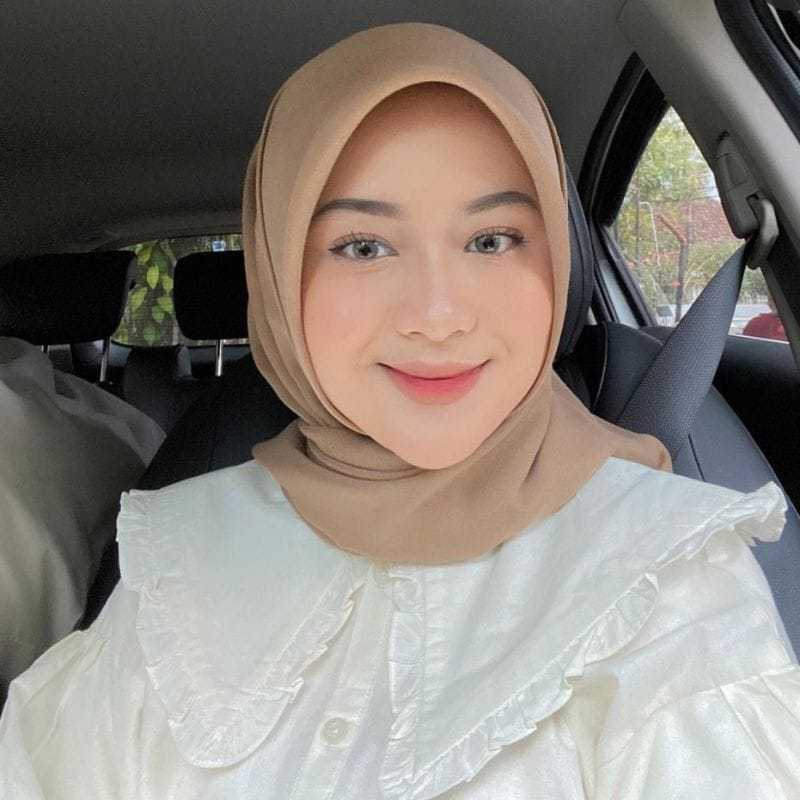 Jual Asrin Hijab Paris Daily Premium By Azzara Red Rose Flurytan Uk 110 X 110 - 19/salmon di ...