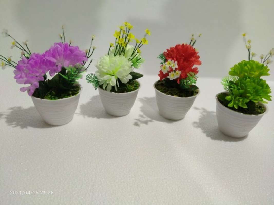 Jual Bunga Campur Pot Uk.10cm Hias Meja Atau Dinding Di Seller Monero ...