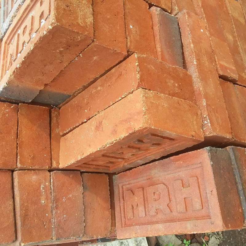 Jual Bata press MRH dan Bata Tempel di Seller Nadhir - Mojotamping, Kab ...