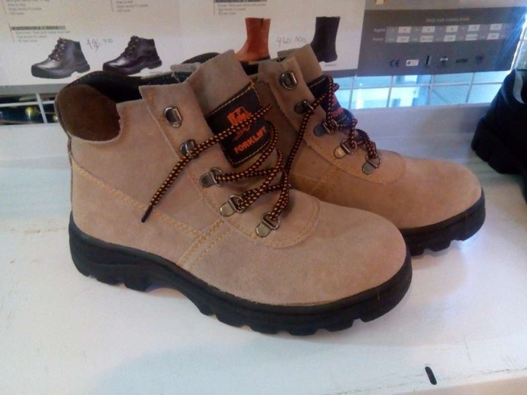 Jual Sepatu Safety Shoes Forklift Ss02 Di Seller Axie Store ...