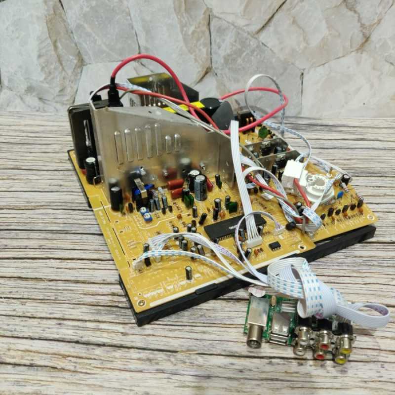 Jual Mesin Tv Tabung 25-29 Inch Slim Dengan Siang Digital Merk Wcom Di ...