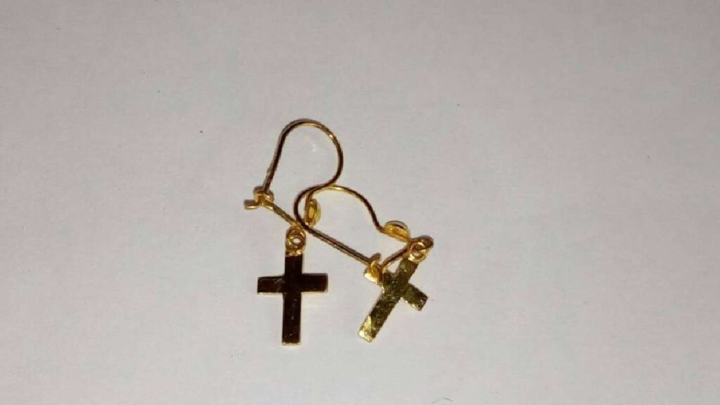 Jual Anting Anak, Anting Emas Model Salib Gold 18K, Gold 750 di Seller ... Jual Anting Anak, Anting Emas Model Salib Gold 18K, Gold 750 di Seller ...