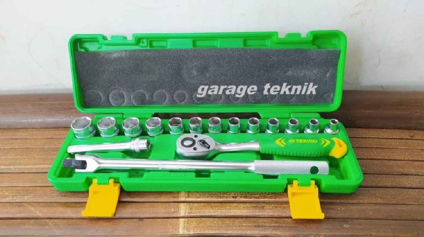 Jual Tekiro Socket Set 17 Pcs 1/2 Inch 12 Pt 8 - 24 Mm Box Plastik Di ...