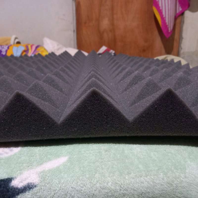Jual Panel Acoustic Foam Model Pyramid 2x1m Tebal 6cm Di Seller Adam ...