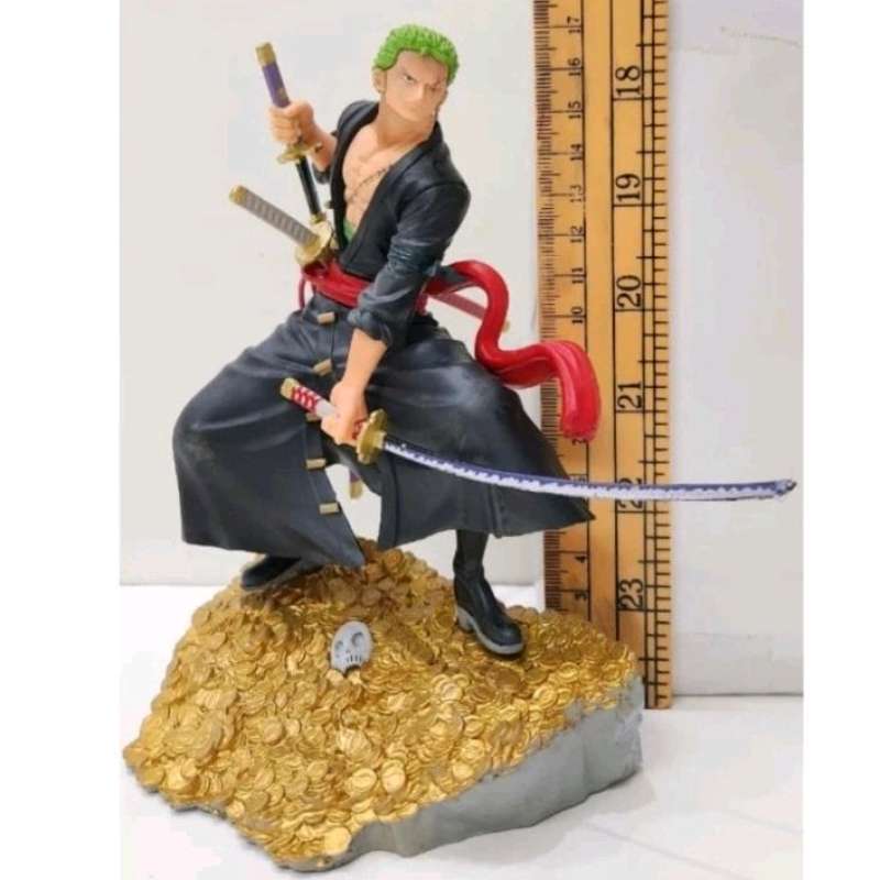 Jual one piece roronoa zoro coin gold figure di Seller toko micho ...