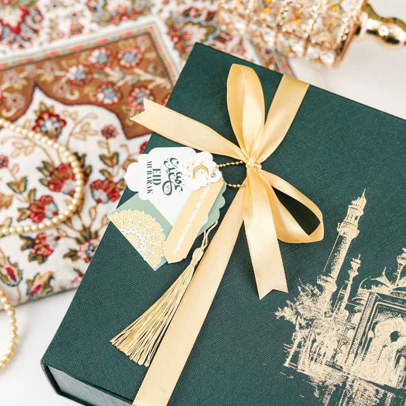 Promo [taj] Hampers Idul Fitri Premium Dengan Hard Box Parcel Sajadah ...