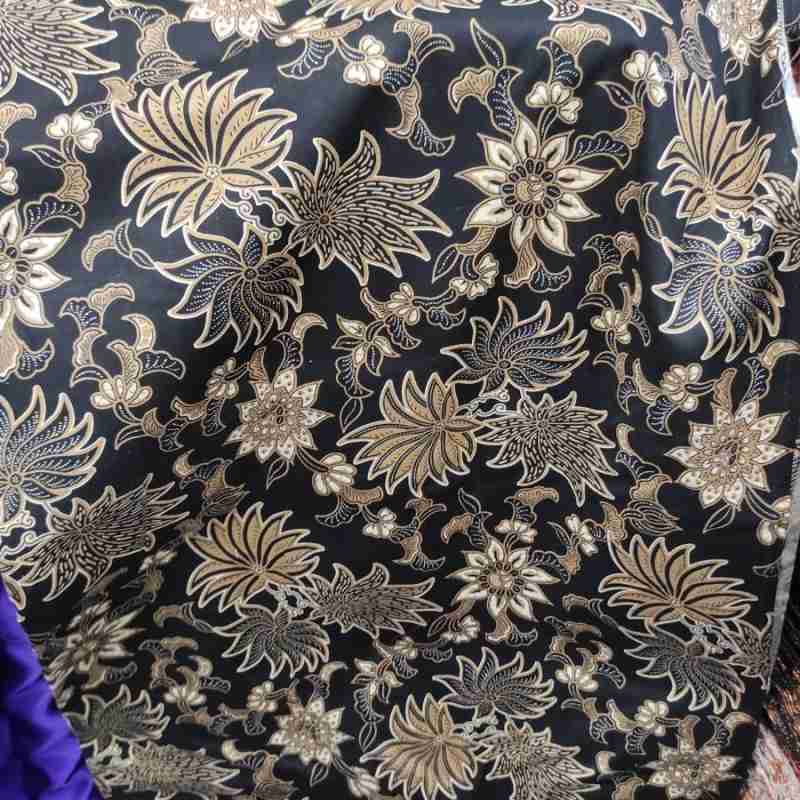 Jual Kain Batik Katun Halus Motif Bunga Besar Di Seller Vbtex - Kota ...