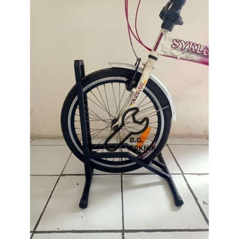 Jual Bike Stand Tempat Sepeda untuk Roda sampai 22 Paddock di Seller ...