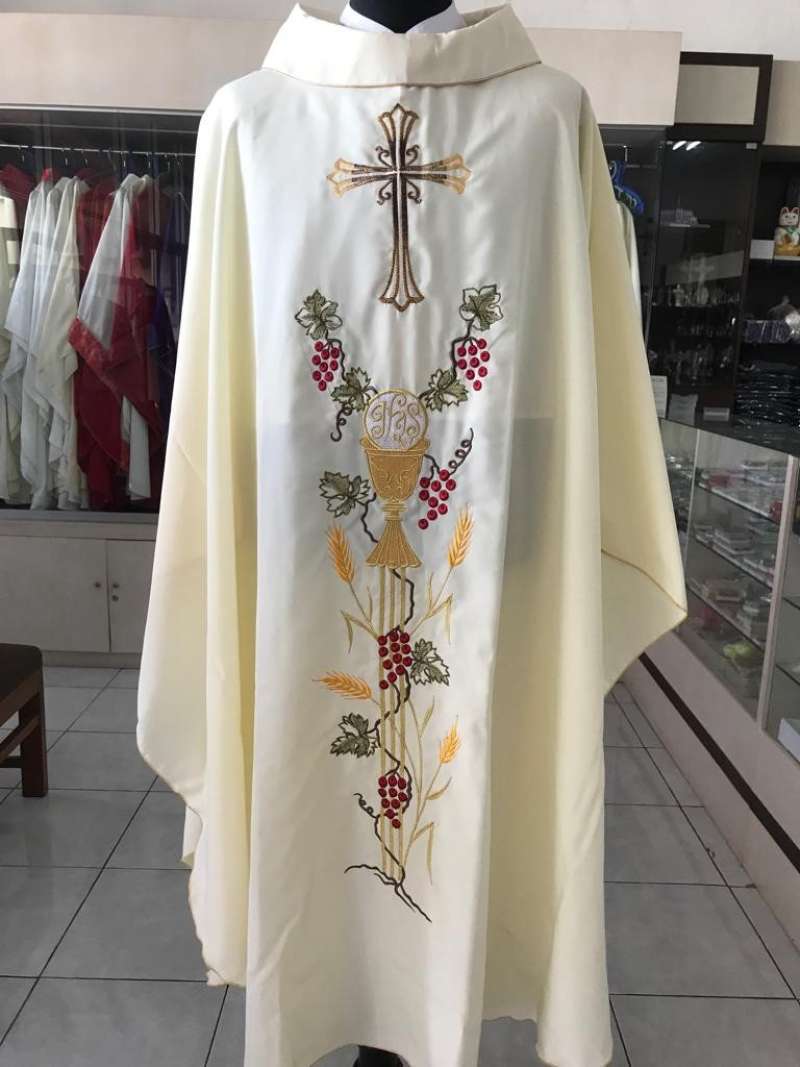 Jual Jubah Imam Katolik/Kasula Pastor/Kasula Imam Katolik Bordir Hosti ...