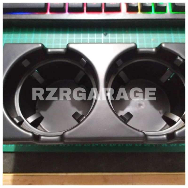 Jual Jual Bmw E46 Cup Holder Cupholder Dan Coin Holder Tempat Minum di ...