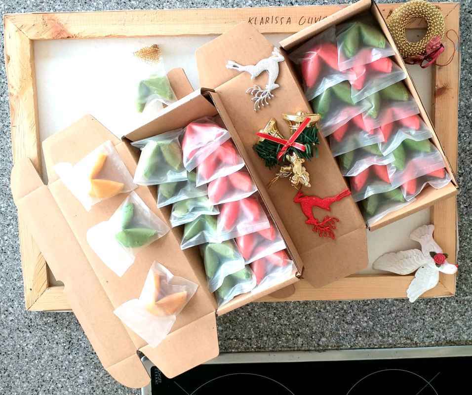 Promo Fortune Cookies Color Quote Natal dan atau Tahun Baru Diskon 10% ...