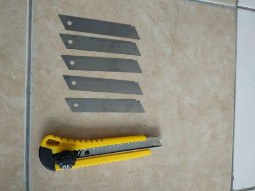 Jual Pisau Cutter Besar Jumbo Sesuai Deskripsi Di Seller Nabati Store ...