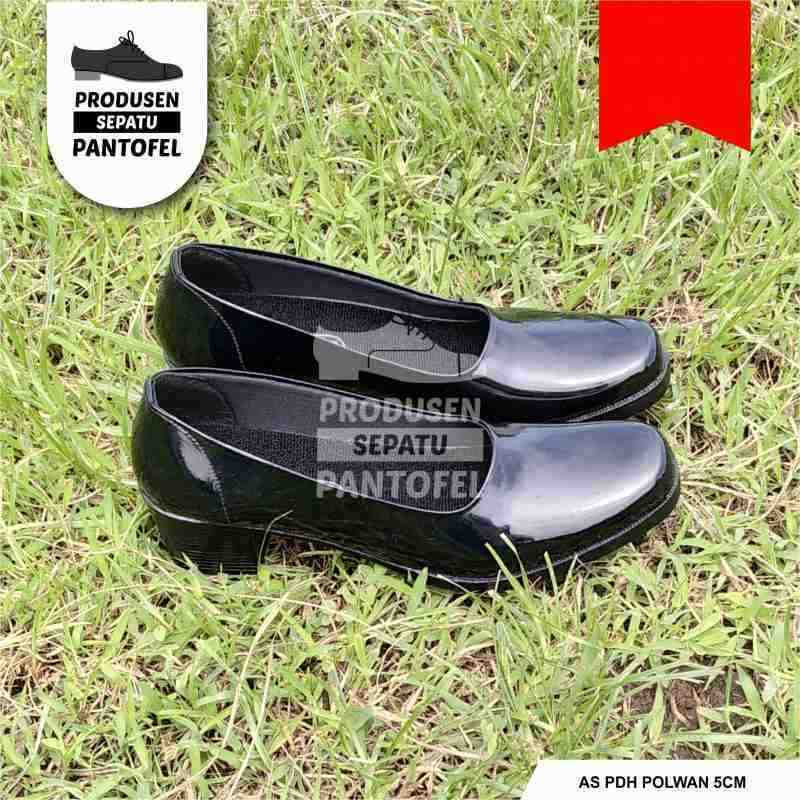 Jual Sepatu Pdh Putri Seri Polwan Asli Mengkilap Tanpa Semir Buat ...