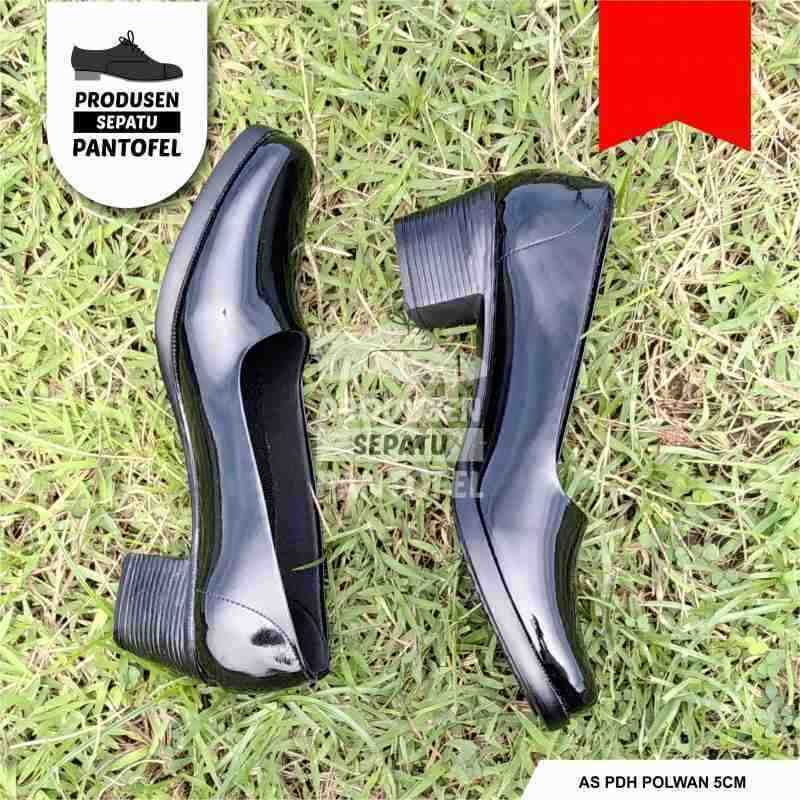 Jual Sepatu Pdh Putri Seri Polwan Asli Mengkilap Tanpa Semir Buat ...