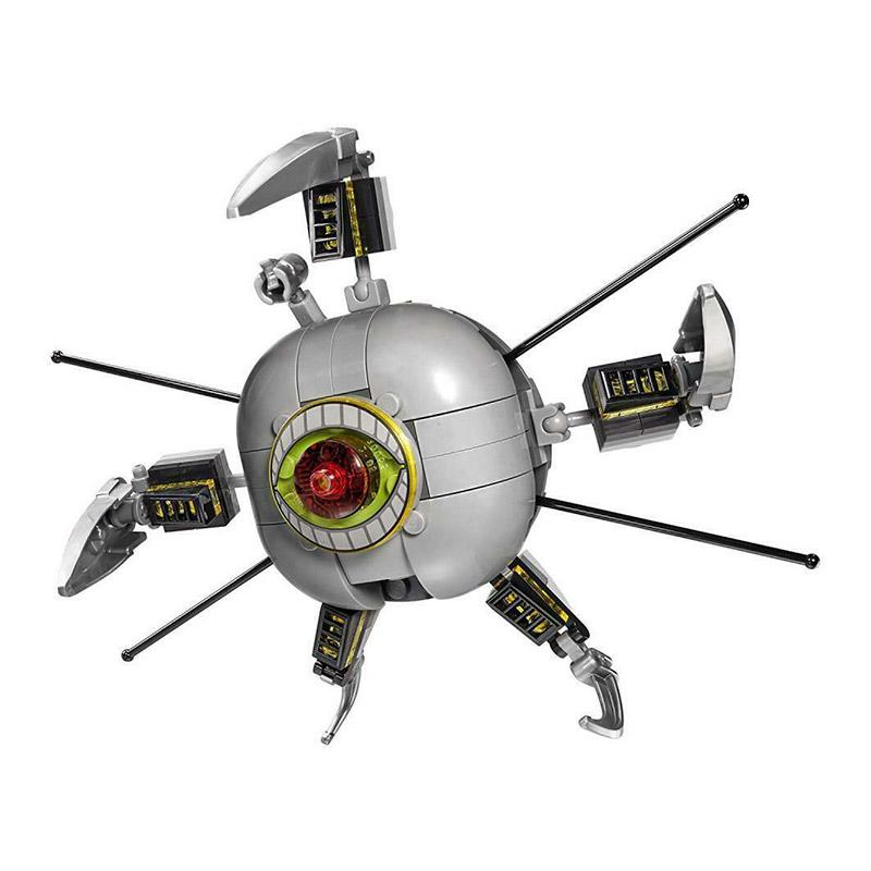 Promo Lego 76111 Super Heroes Batman : Brother Eye Takedown Blocks ...