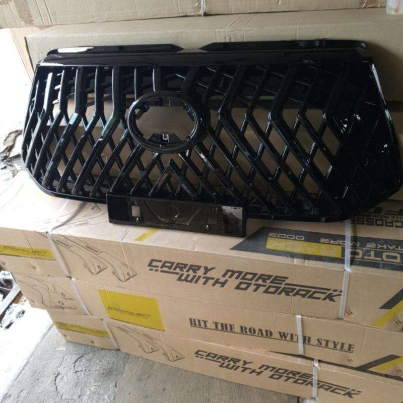 Jual Front Grill / Grille All New Innova Reborn Lexus Design Otoproject ...