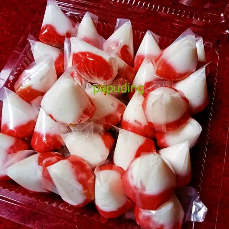 Jual kue Bugis / Mendut / putri mandi Snack box jajanan pasar jadul ...