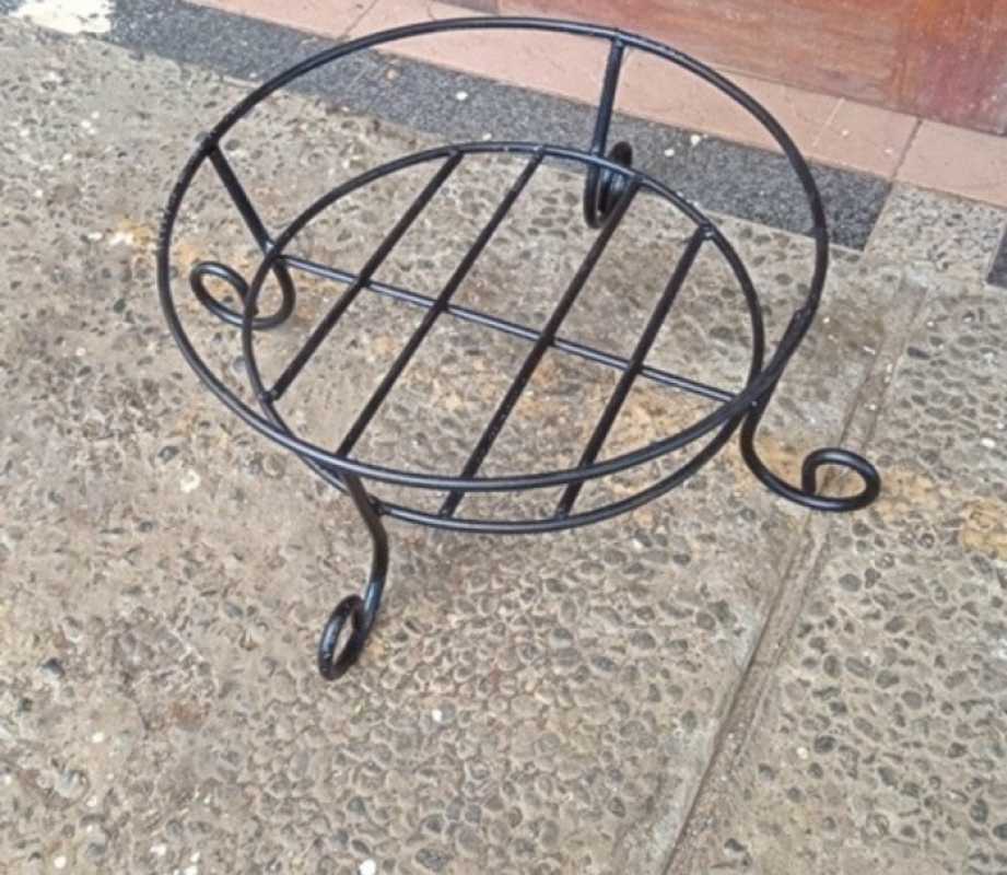 Jual Dudukan standing besi pot besar diameter 50cm FREE ONGKIR di ...