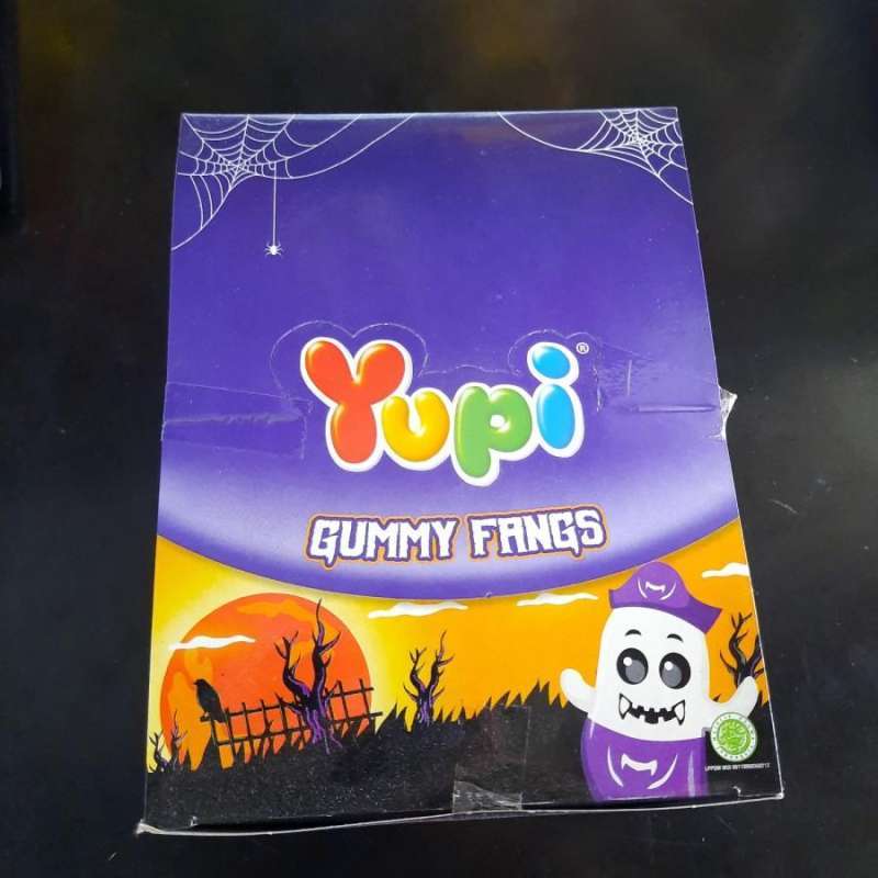 Jual yupi gummy fangs 1 box isi 24 pcs di Seller Toko Ade Brata - Pengadegan selatan 1 no 18 ...
