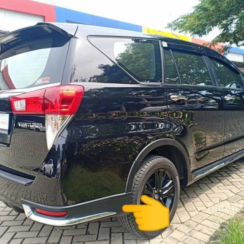 Jual Body kit/spoiler bumper belakang innova venturer original astra di ...