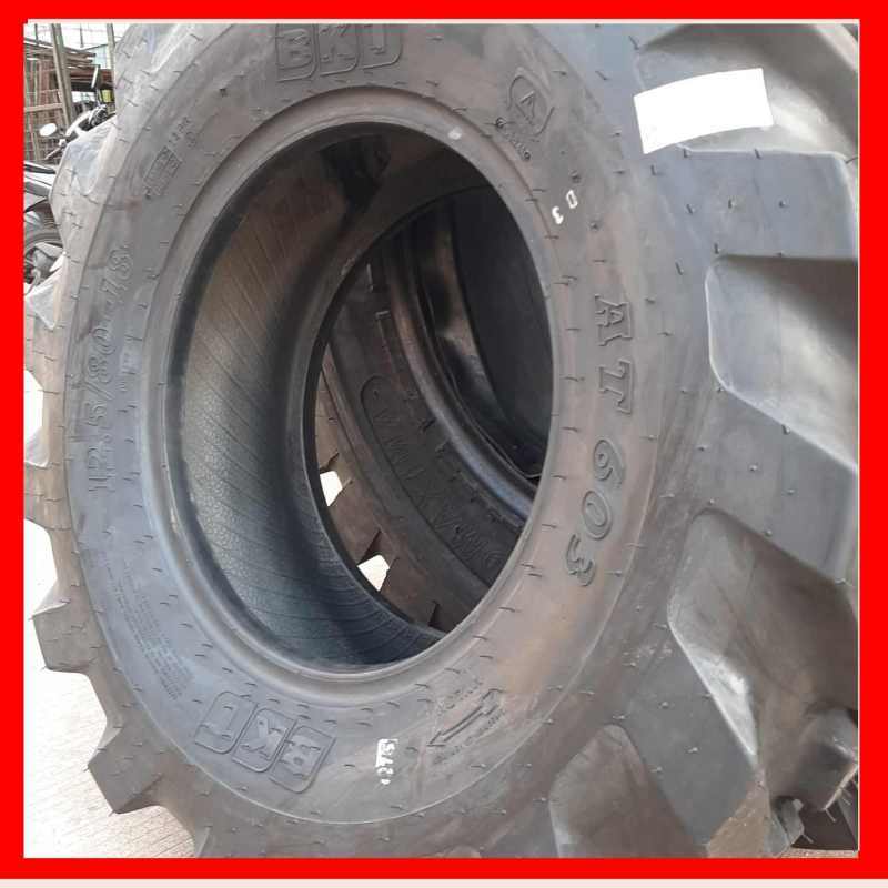 Jual Ban Backhoe Loader Bkt 12.5 / 80 - 18 - 12pr - At603 Di Seller ...