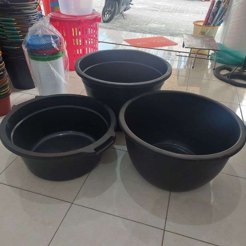 Jual Ember Besar Hitam Anti Pecah Gm Cuci Baju - Dapur Karya Mdn Di ...