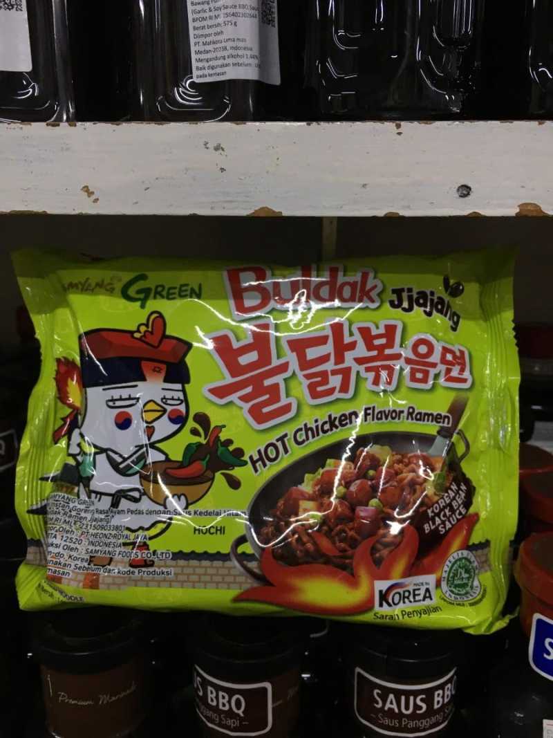 Jual Samyang green mie rasa ayam pedas saus kedelai hitam halal di ...