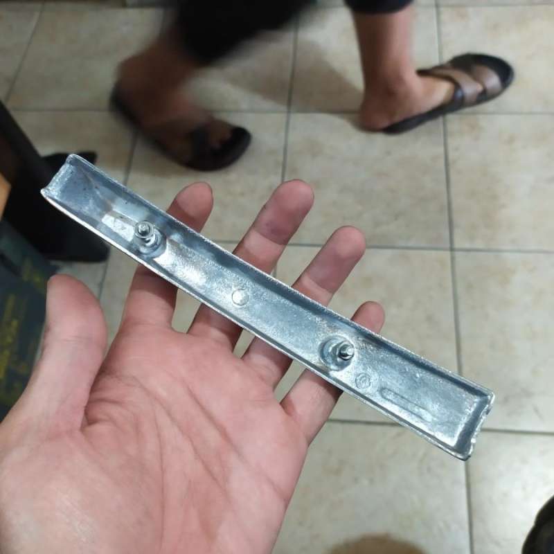 Jual Jengger Vespa Sprint Tahun Muda Chrome Di Seller Vespashop_id - Jl ...