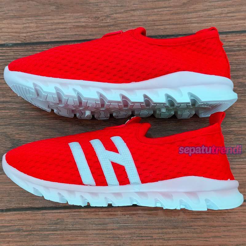 Jual Sepatu Sneakers Anak Sport Import Balance Warna Merah Unisex Laki ...