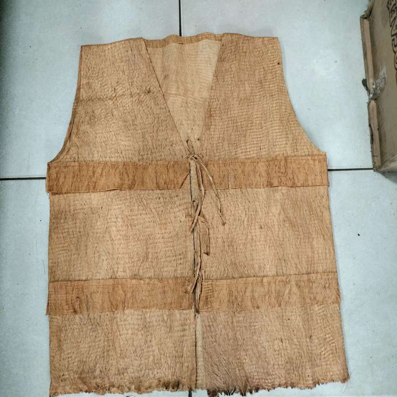 Jual rompi kulit kayu. baju adat dayak .baju adat suku dayak. baju ...