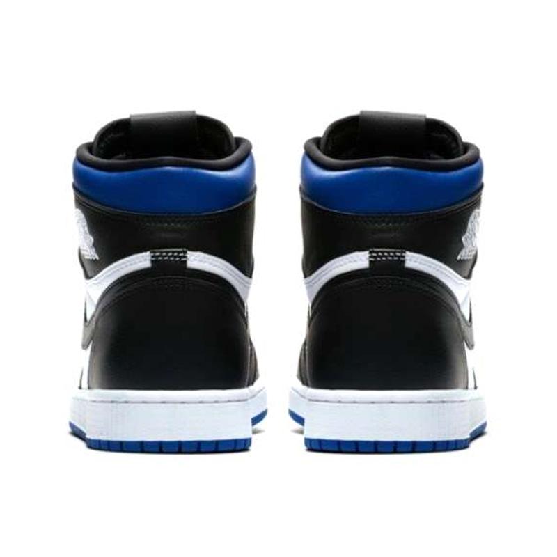 Jual Nike Air Jordan 1 High Og Royal Toe Sneakers Pria - 12.5 Biru Di ...