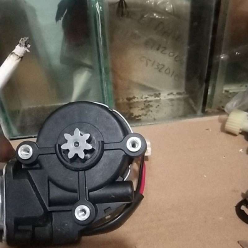 Jual MOTOR POWER WINDOW FORD RANGER EVEREST MAZDA BT50 KANAN & KIRI di ...