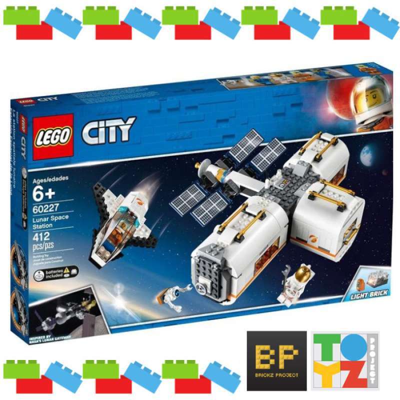 Promo Lego 60227 City Lunar Space Station Modular Exclusive Solar Panel ...
